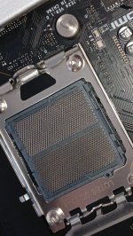 EZ Debug LED CPU & DRAM MSI B650M GAMING PLUS WIFI Lights up | MSI ...