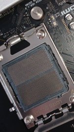 EZ Debug LED CPU & DRAM MSI B650M GAMING PLUS WIFI Lights up | MSI ...